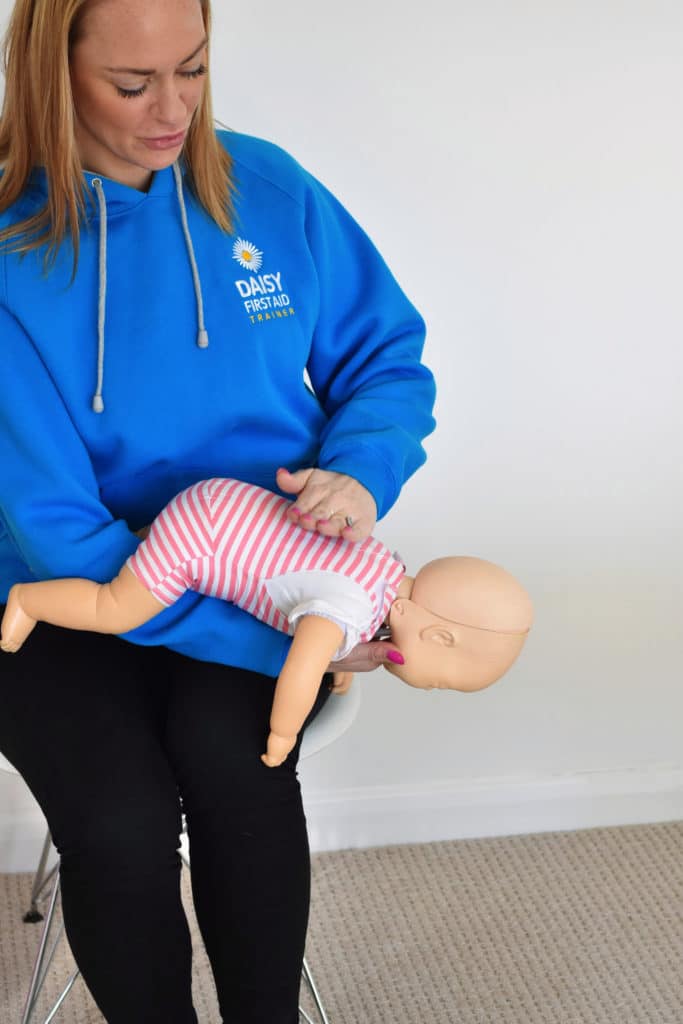 Choking baby or child - Daisy First Aid